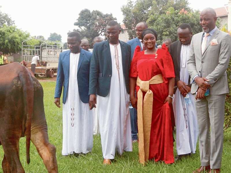 Abafumbo abava e Busoga babataddeko obukwakkulizo - Bukedde Online ... Abafumbo abava e Busoga babataddeko obukwakkulizo - Bukedde Online ...